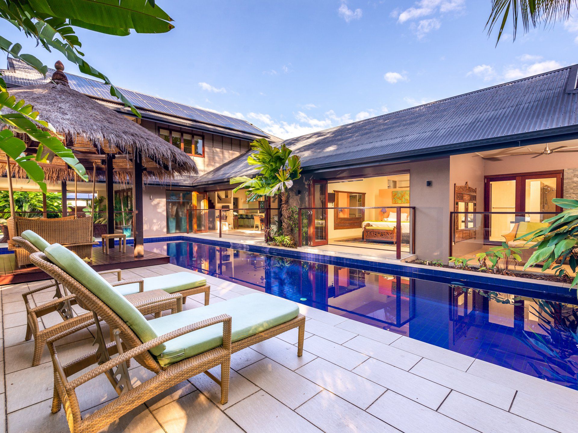 Oasis Beachfront Mirage - Luxury & Holiday Collection